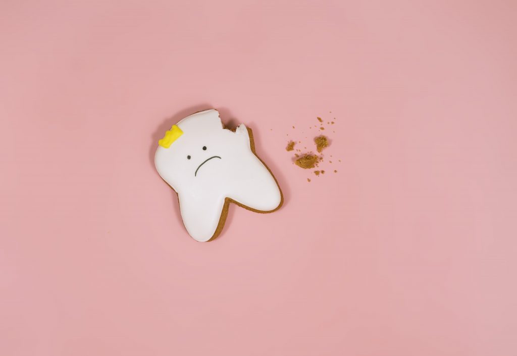 Dream About Teeth Falling Out - What Does It Mean?